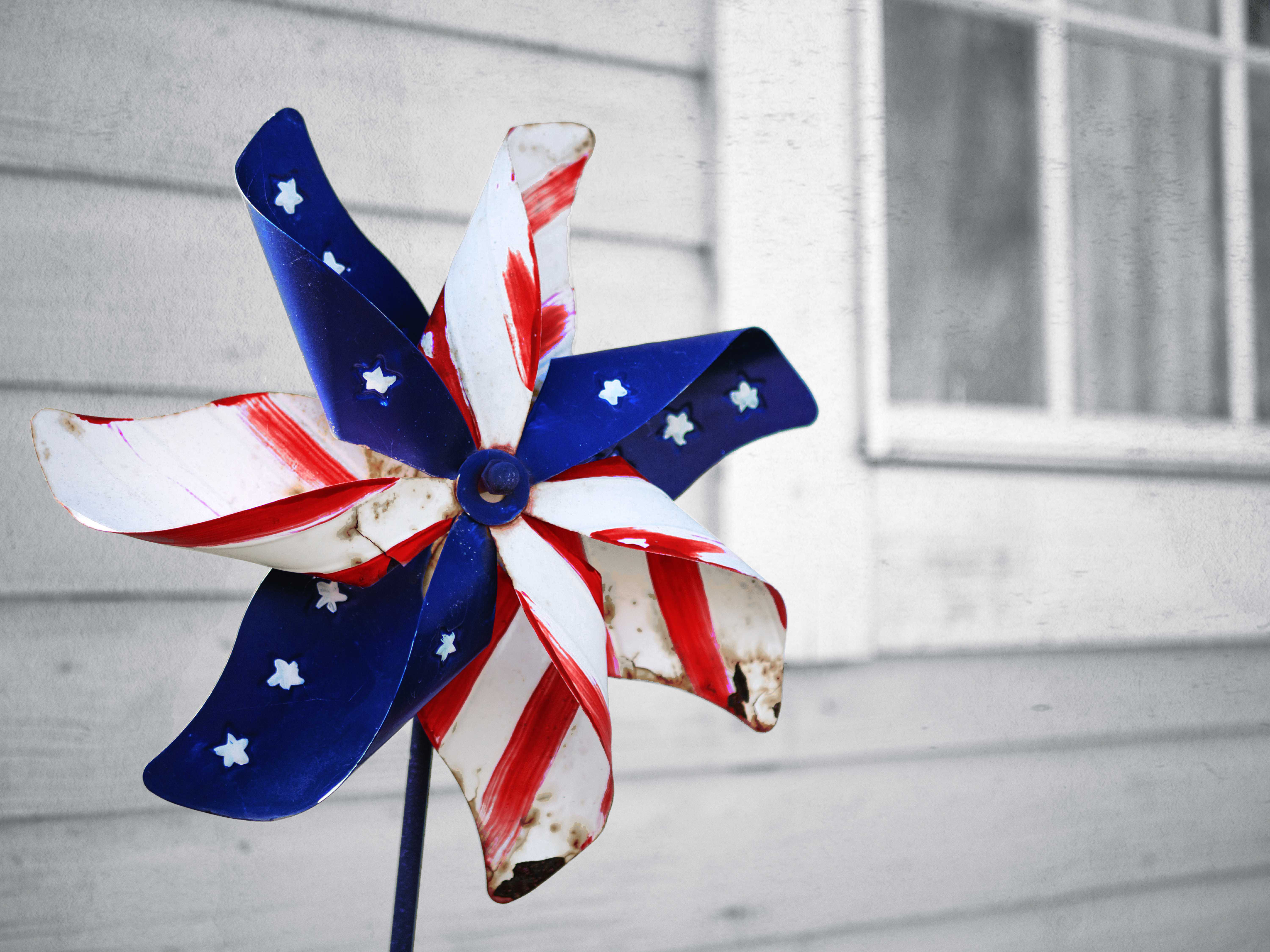 The Holiday Aisle® Old Patriotic Pinwheel - Wayfair Canada