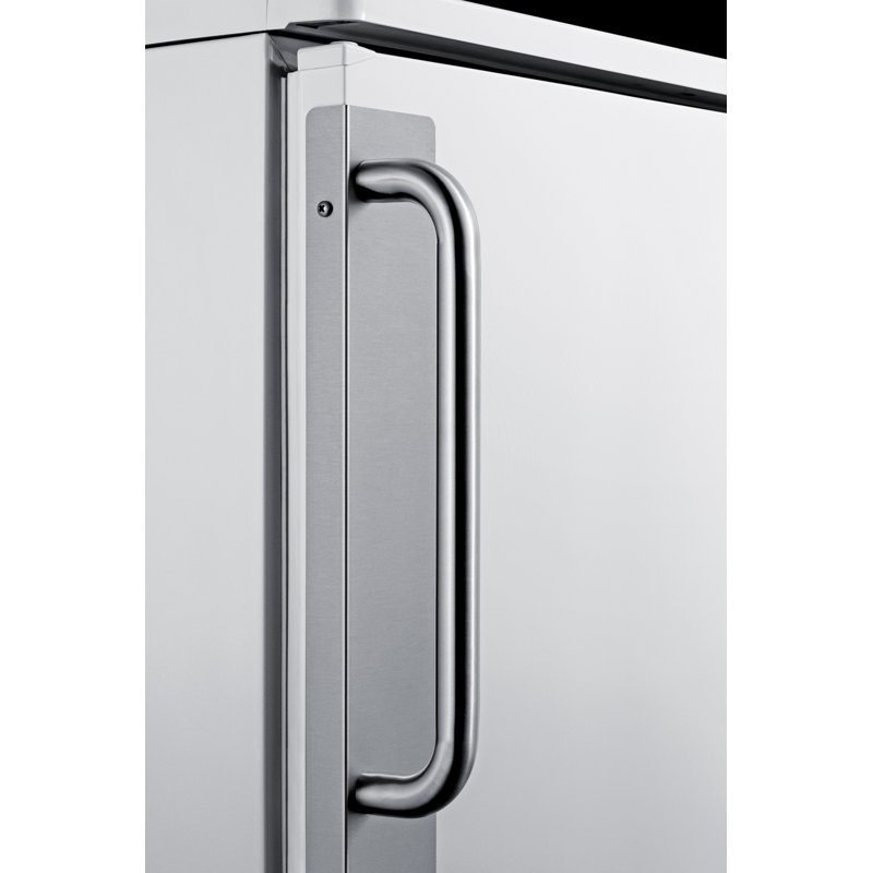 Summit Appliance 5.5 cu. ft. Freestanding Mini Fridge | Wayfair