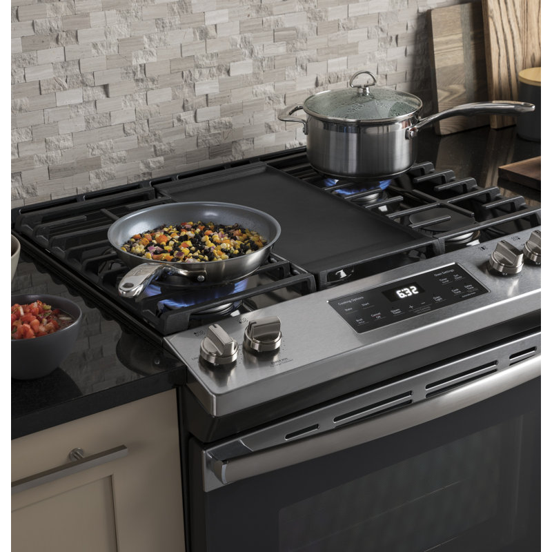 GE Appliances 30" 5.3 cu ft. Slide-in Gas Range with Griddle & Reviews ...