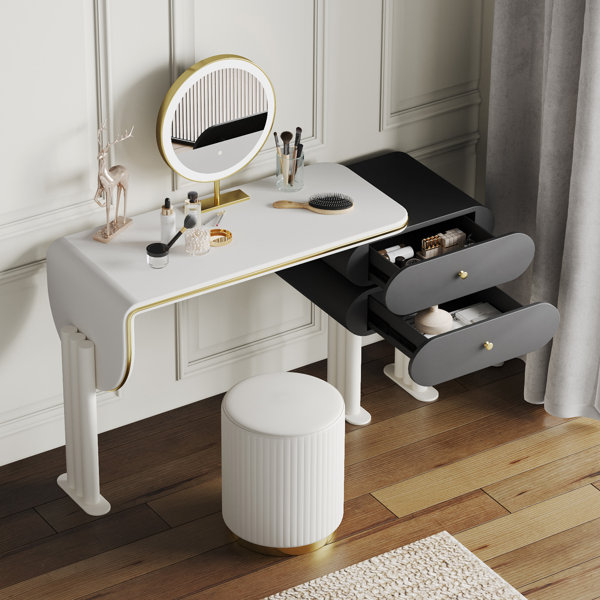 Everly Quinn Zadey Vanity | Wayfair