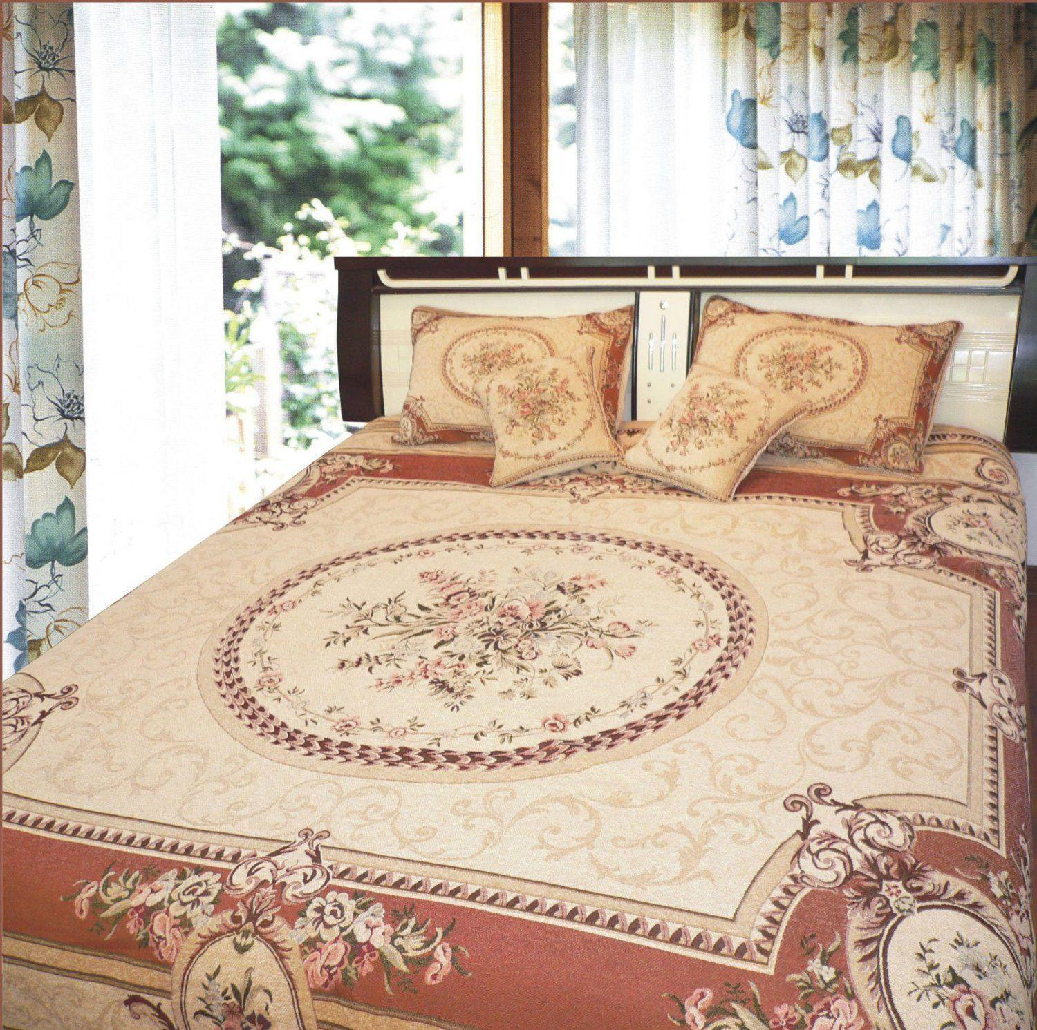 DaDa Bedding Elegant Chenille Quilt Set & Reviews | Wayfair