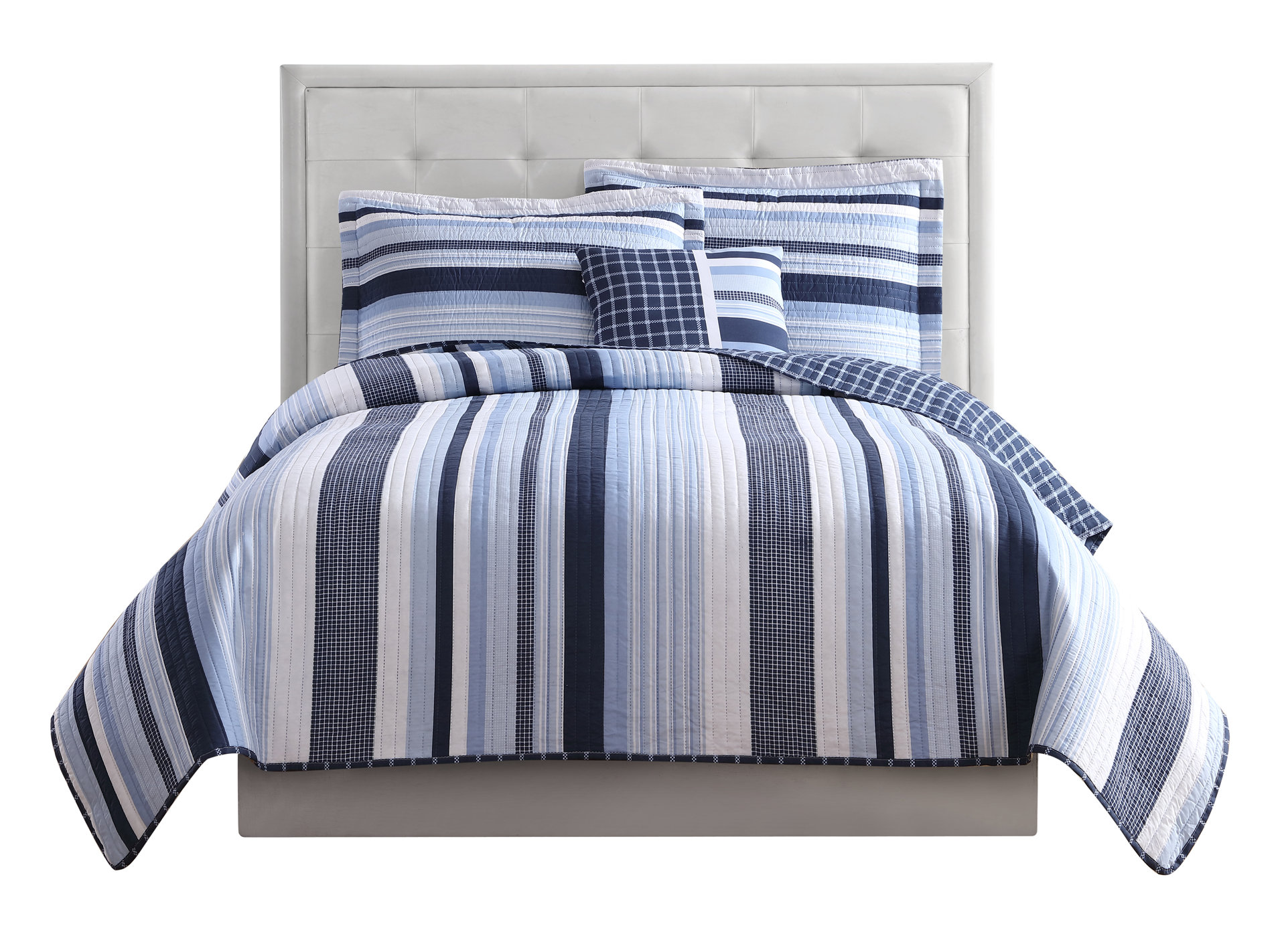 Laura Hart Blue/White Microfiber Reversible Modern & Contemporary Quilt ...