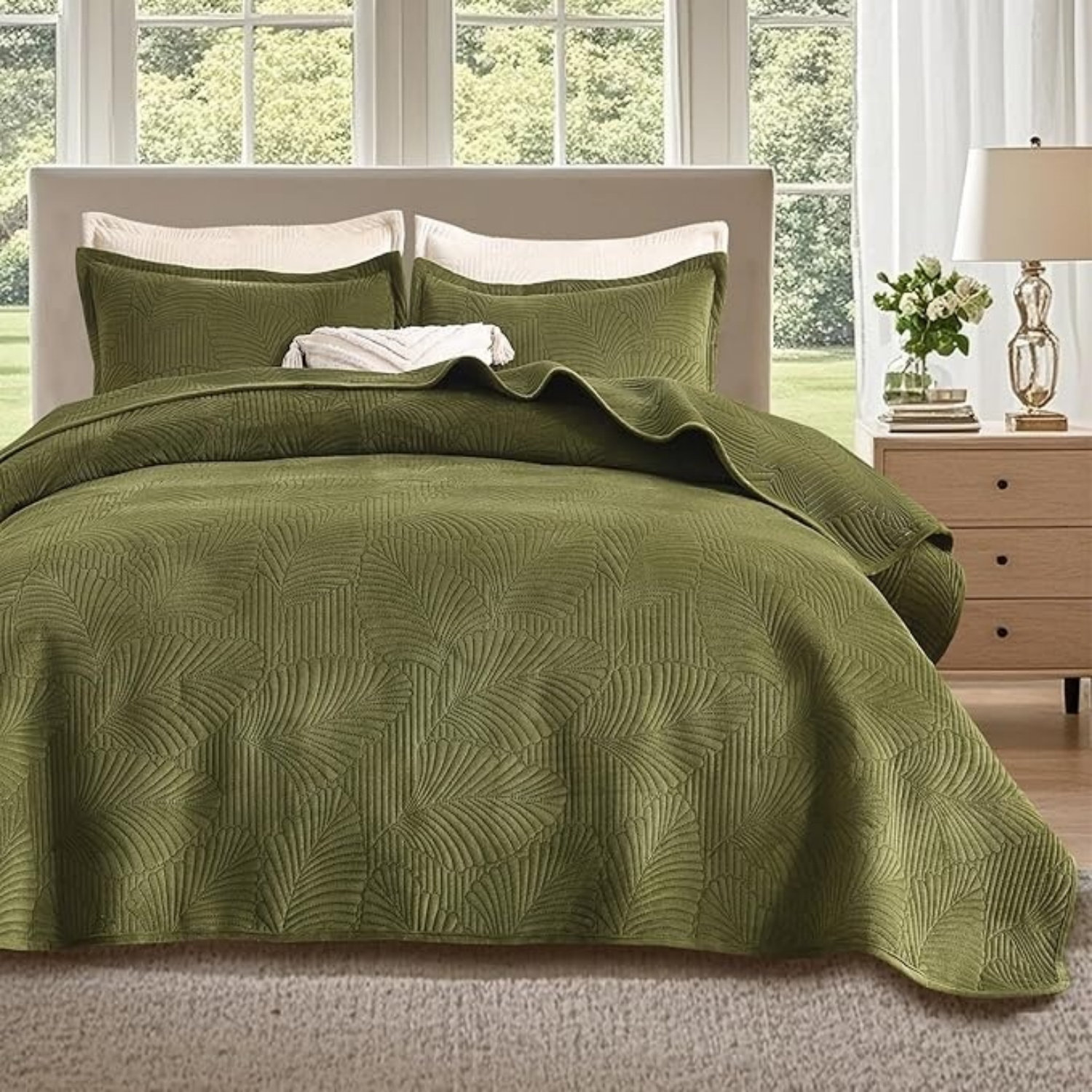 Home Moderne-N Velvet Quilt King Size, 3-Piece Lightweight Soft Summer ...