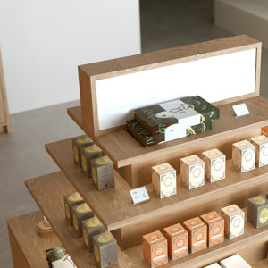 Artistic Soul XKX Premium Furniture Natural Wood Display Stand with ...