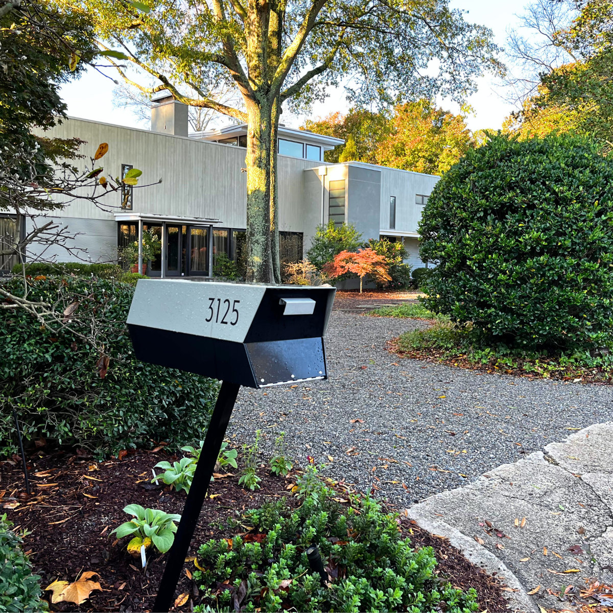 Modbox USA Modern 2 Tone Post Mounted Mailbox & Reviews | Wayfair