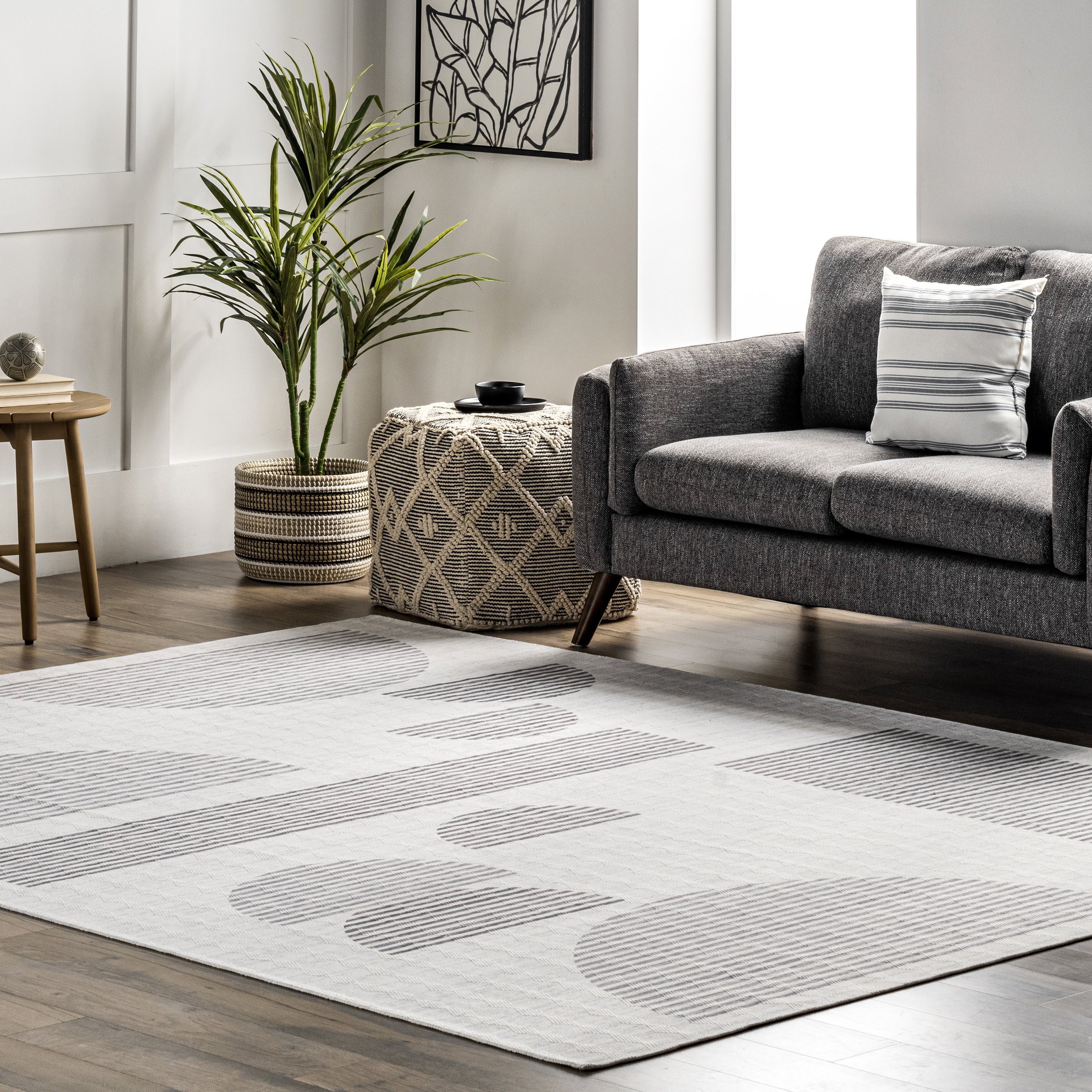 Wade Logan® Fae Geometric Machine Washable Area Rug for Living Room ...