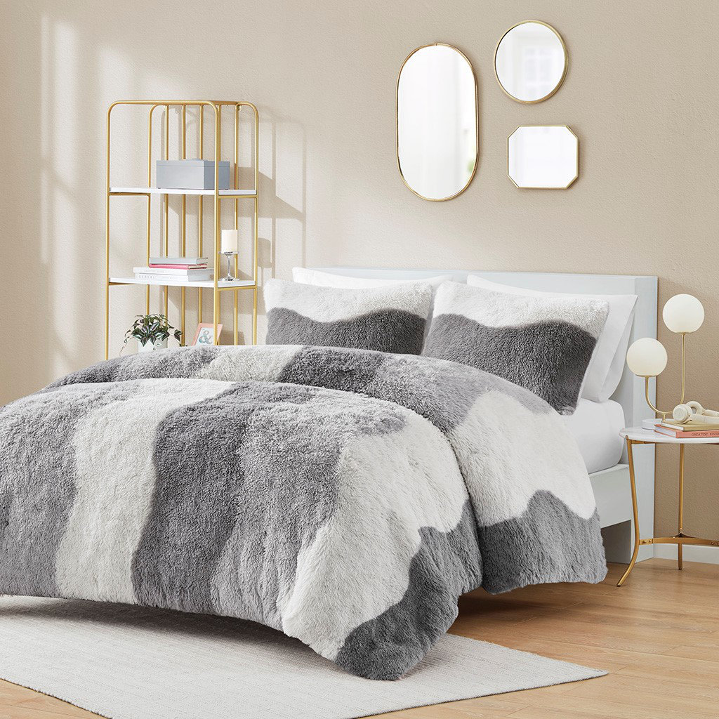 Gracie Mills Ombre Wave Shaggy Faux Fur Comforter Set | Wayfair
