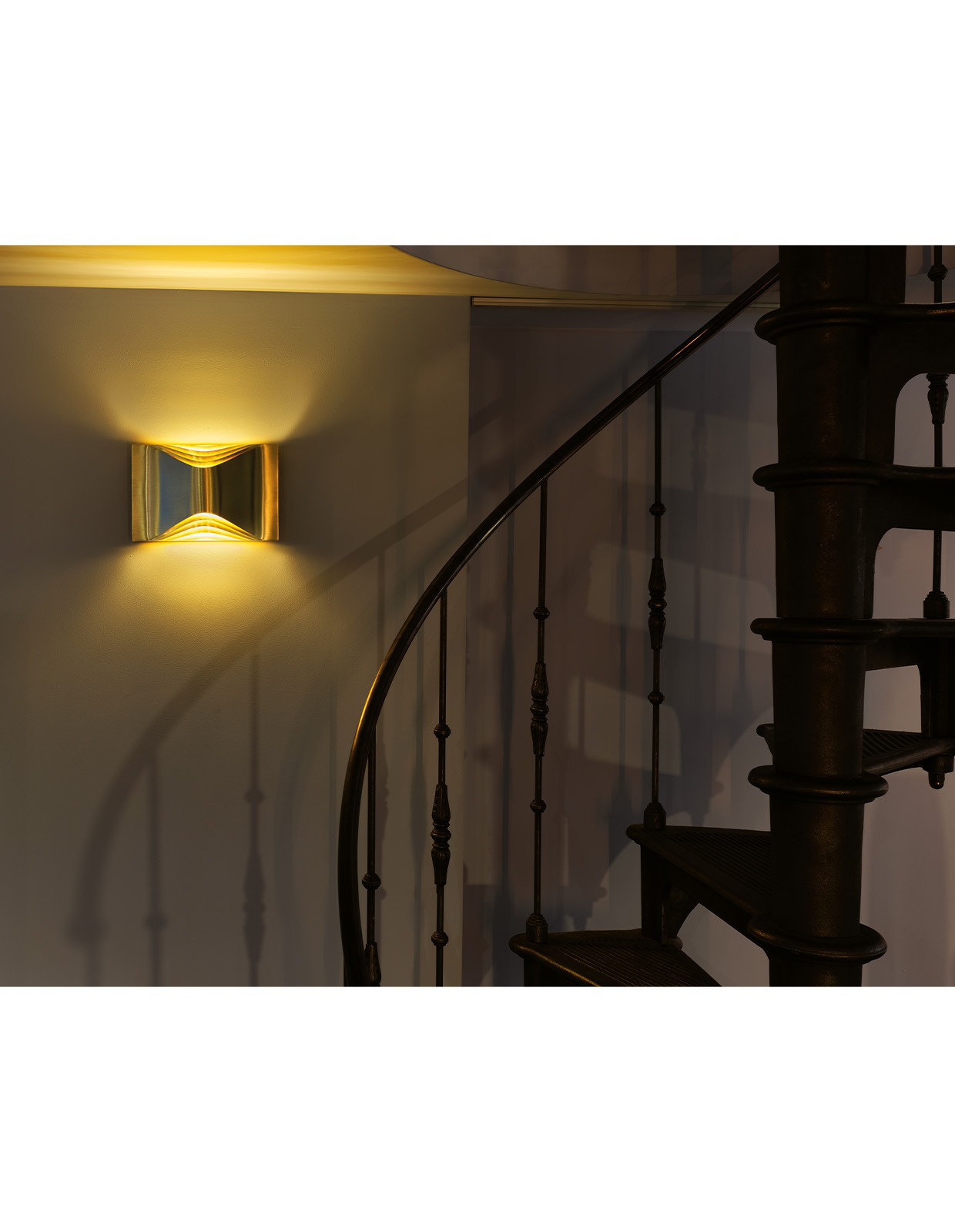 DCW Editions Respiro Wall 1 - Light LED Dimmable Gold Flush Mounted ...