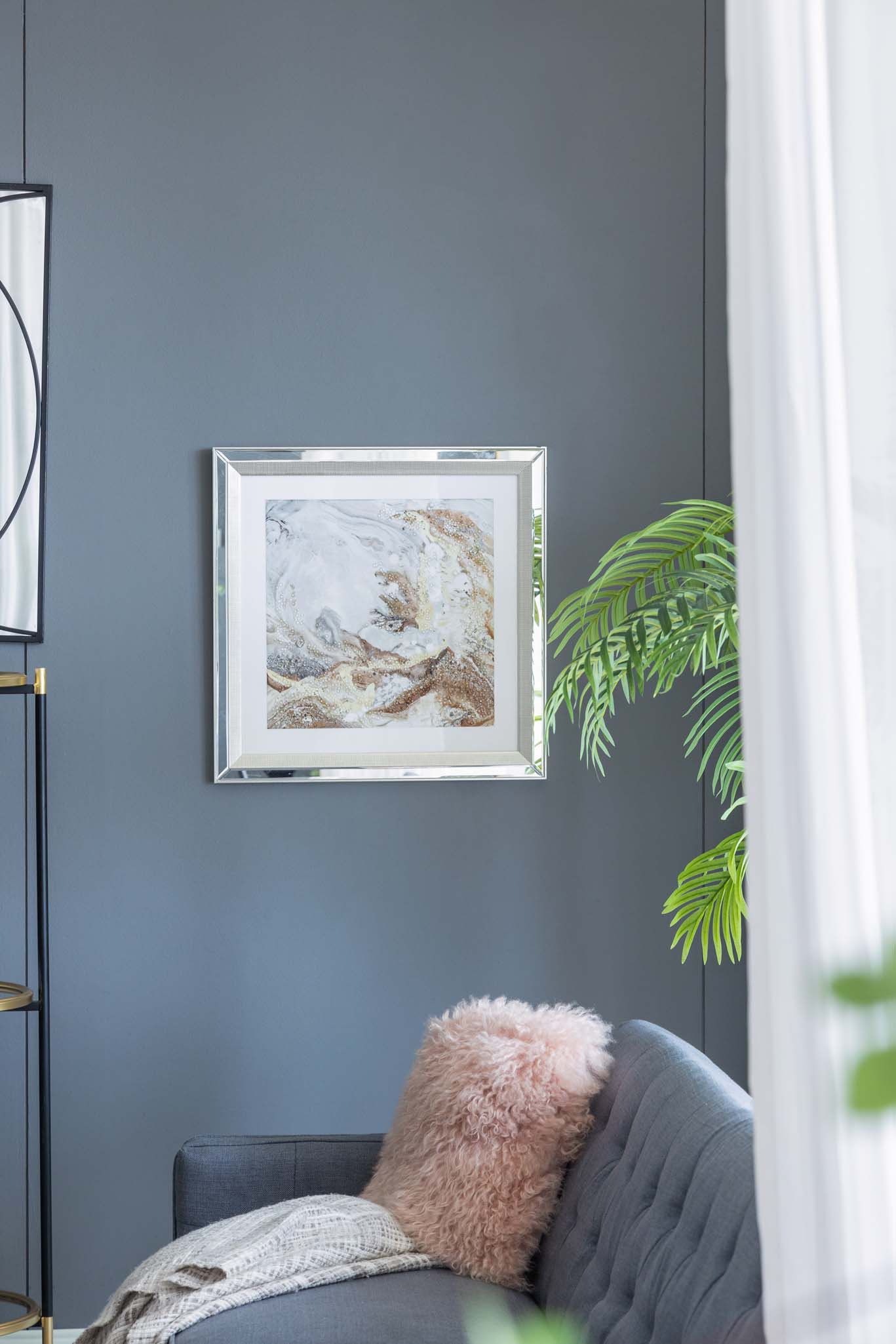 Corrigan Studio® 23.6x23.6" Perryman Crystal Mirror Framed Wall Art on ...