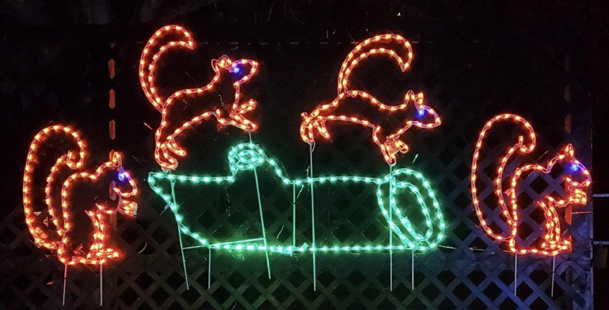 Lori's Lighted D'Lites Animated Squirrel Jumping Over Log Holiday ...