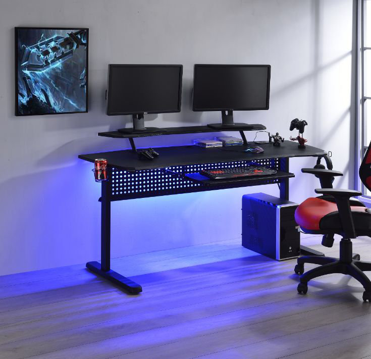 Inbox Zero GAMING DESK W/USB | Wayfair
