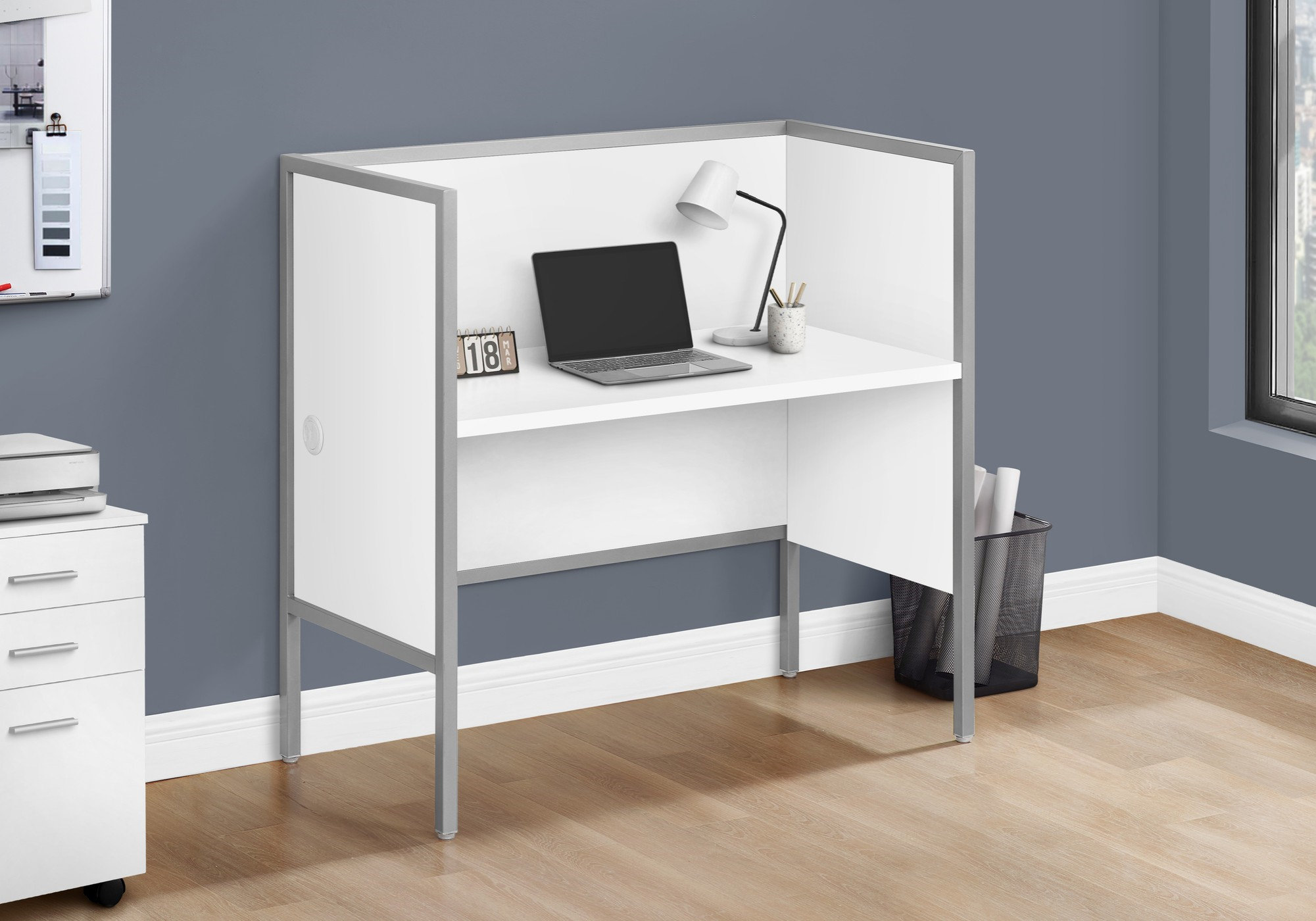 17 Stories Office Desk, Metal Frame Computer Desk, Writing Desk With ...