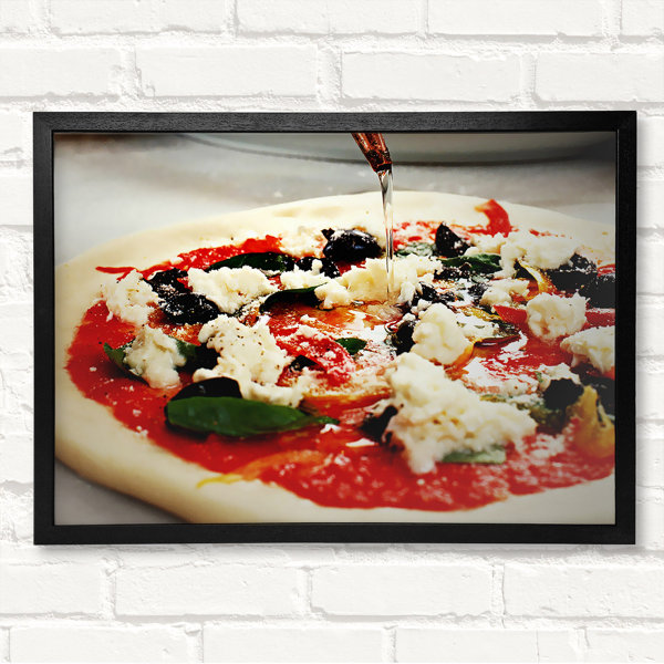 ClassicLiving Italian Pizza - Closed Corner Frame Print on Wood ...