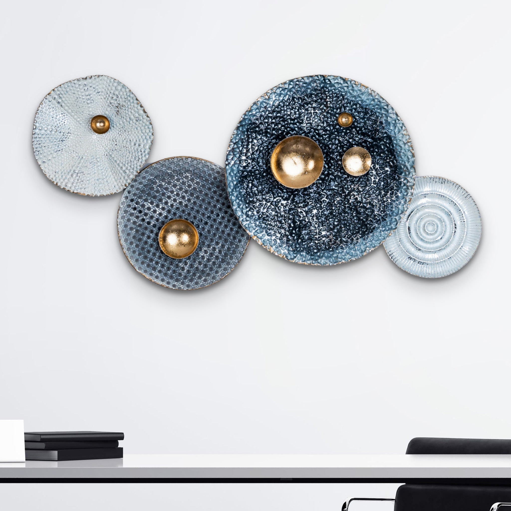 Everly Quinn Round Metal Wall Decor, Circular Wall Hanging, Wall 91 cm ...