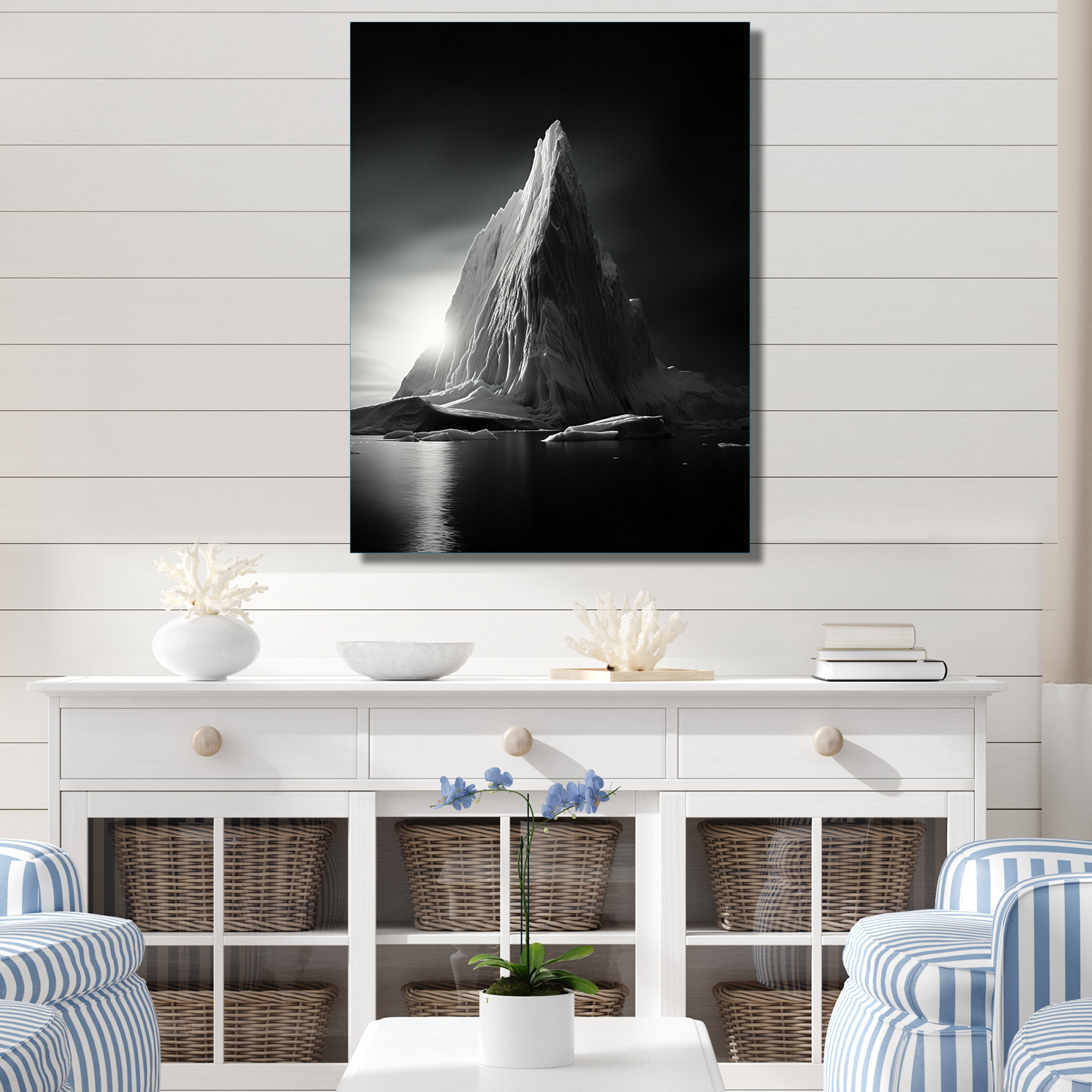 Highland Dunes Grey Iceberg Frozen Illumination - Nautical & Beach ...