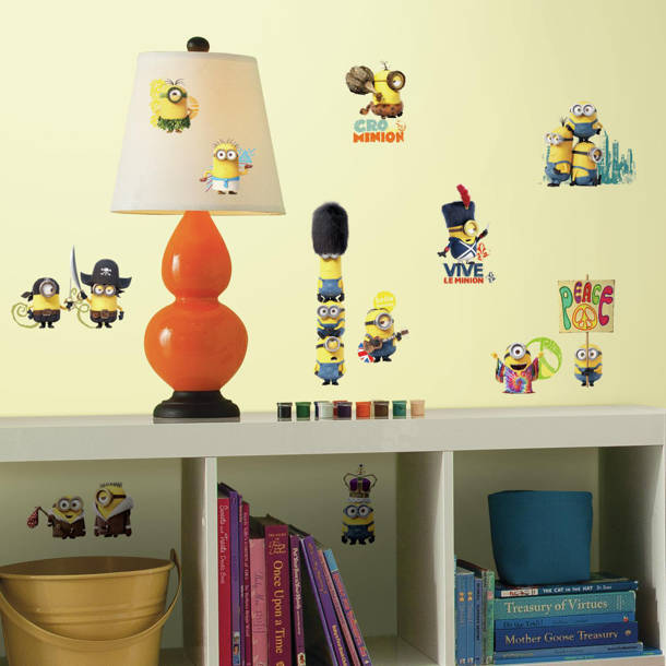 Room Mates Popular Characters Fantasy & Sci-Fi Non-Wall Damaging Wall ...