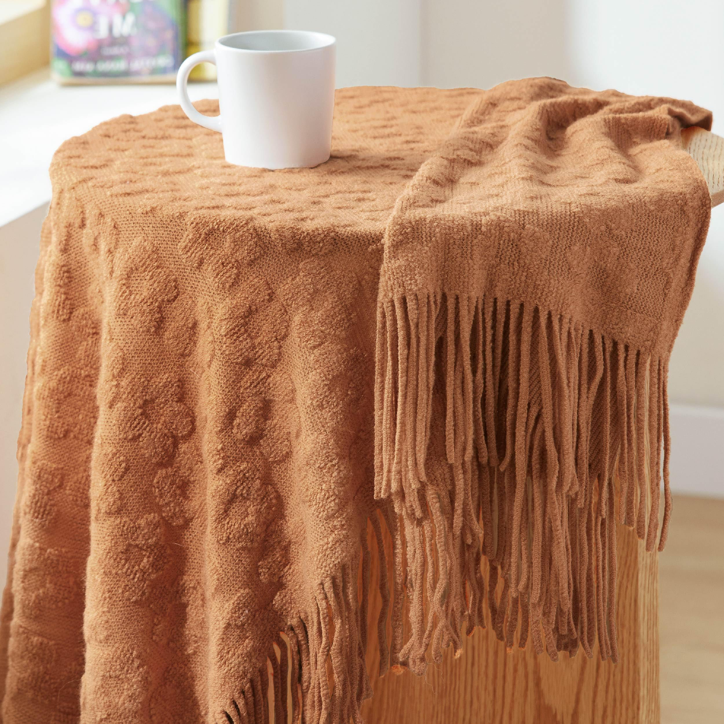 Bedsure Decorative Woven Blanket With Tassels - Soft And Lightweight ...