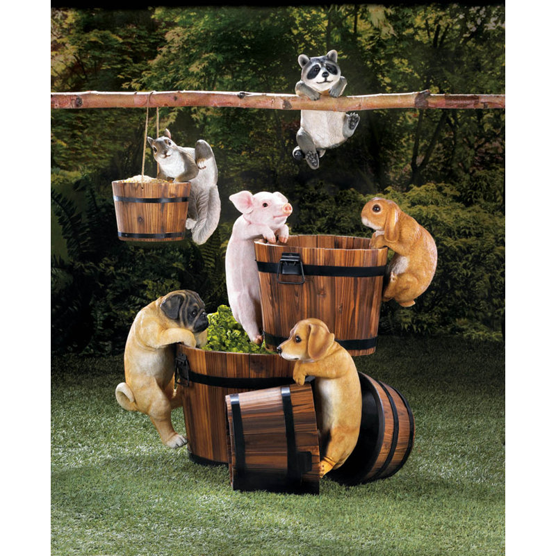 Red Barrel Studio® Tilman Squirrels Garden Statue & Reviews | Wayfair