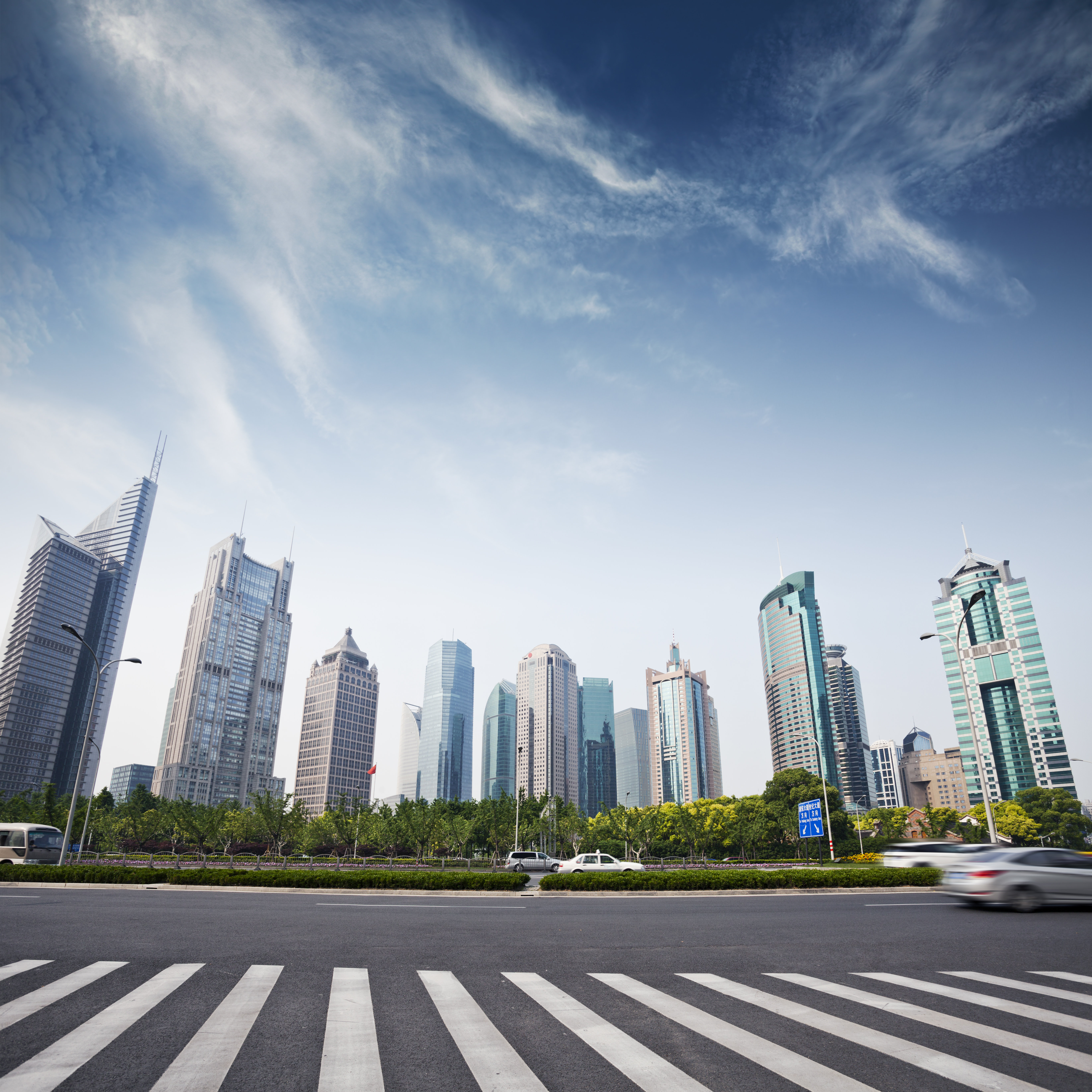 Hokku Designs Claudeen Modern City On Canvas by Zhudifeng Photograph ...