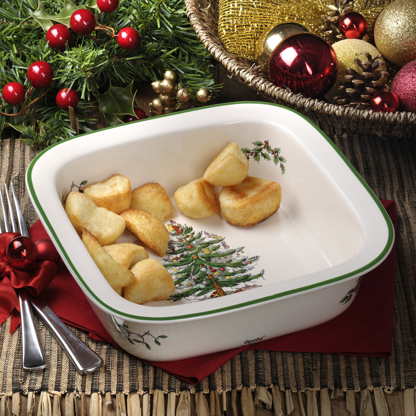 Spode Christmas Tree Square Rim Dish/Baker 10" & Reviews | Wayfair
