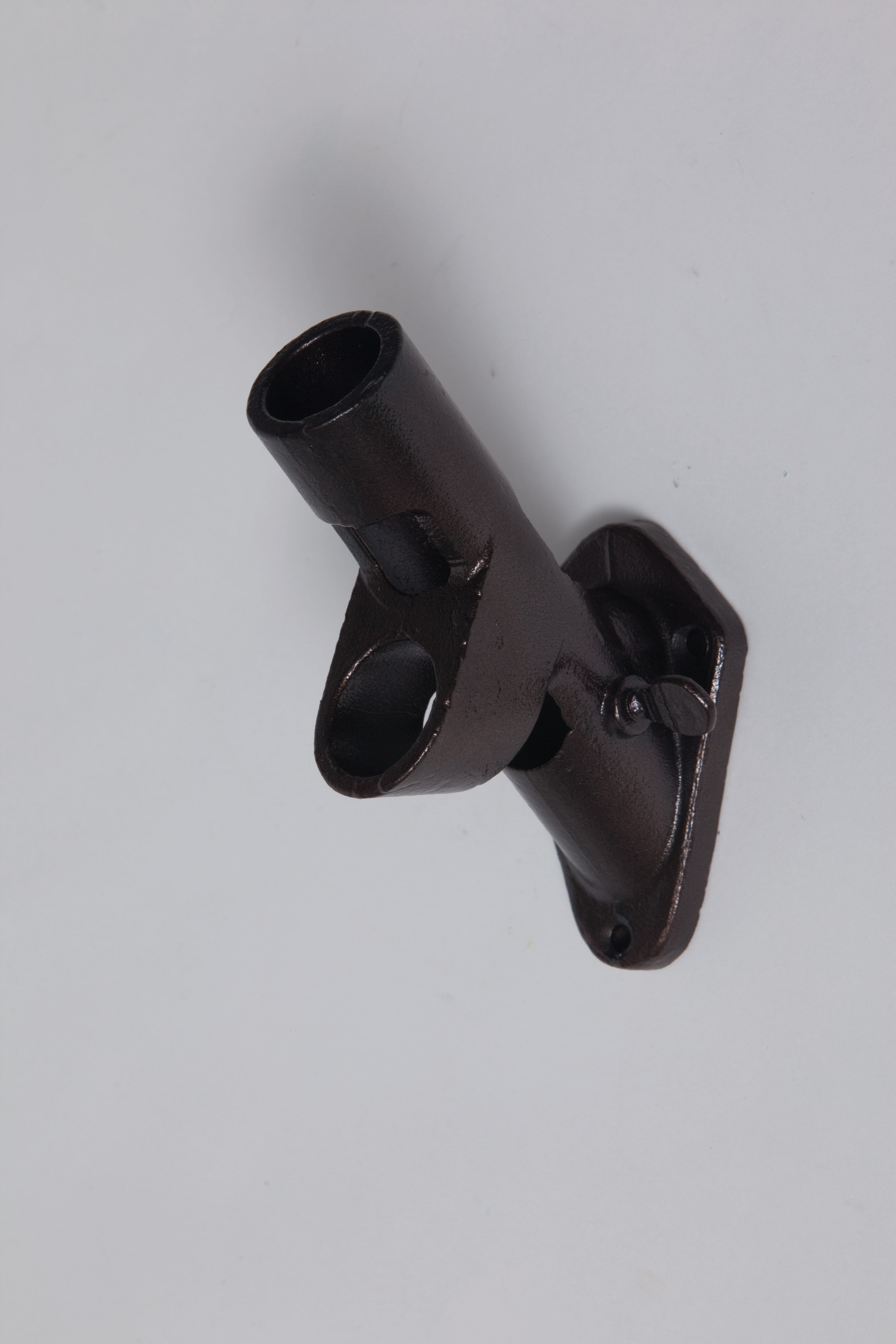 Arlmont & Co. Stapleton 2-Position Cast Iron Bronze House Flag Bracket ...