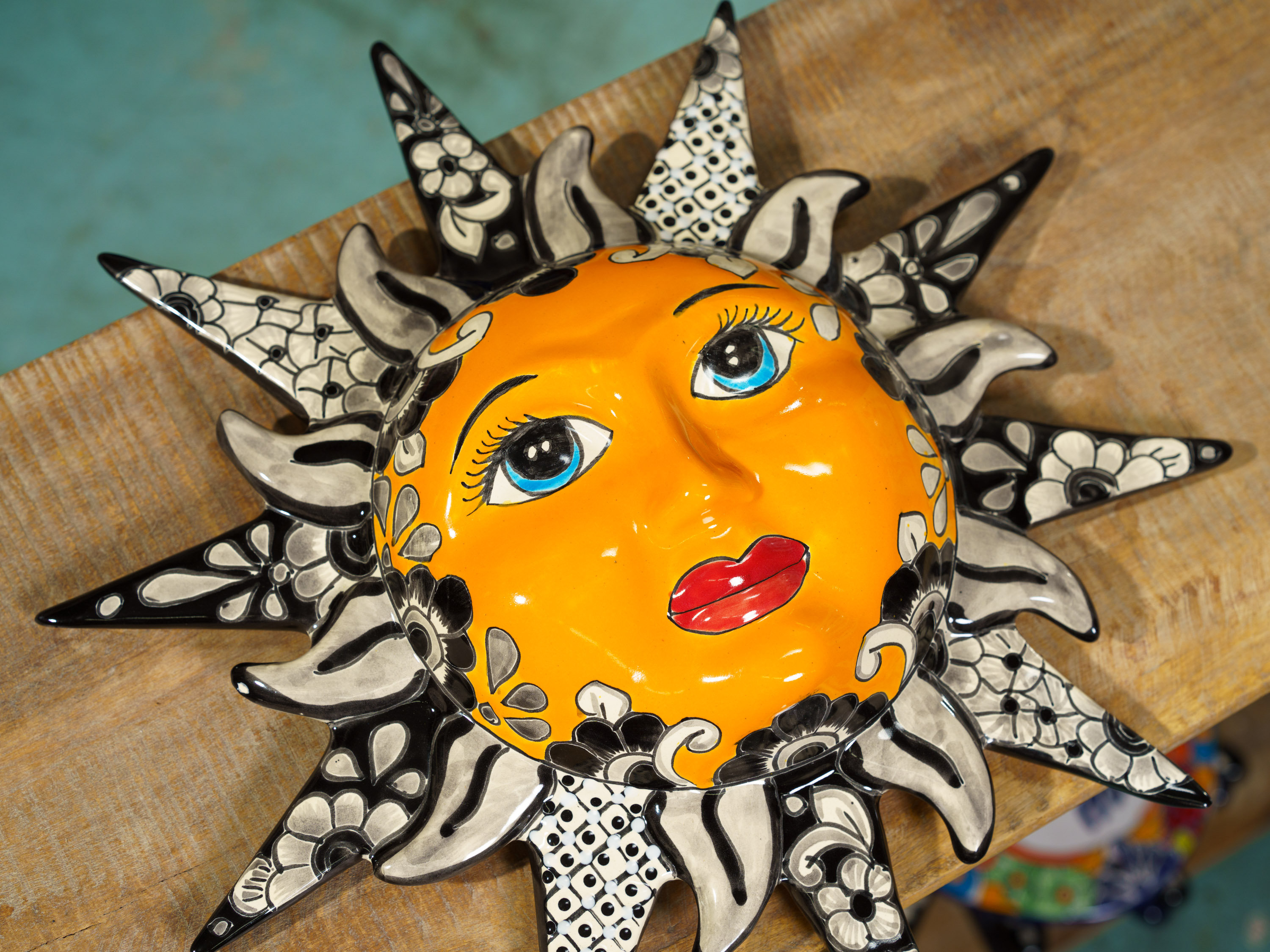 Bungalow Rose Devynne Mexican Talavera Pottery Sun Face Wall Art Garden ...