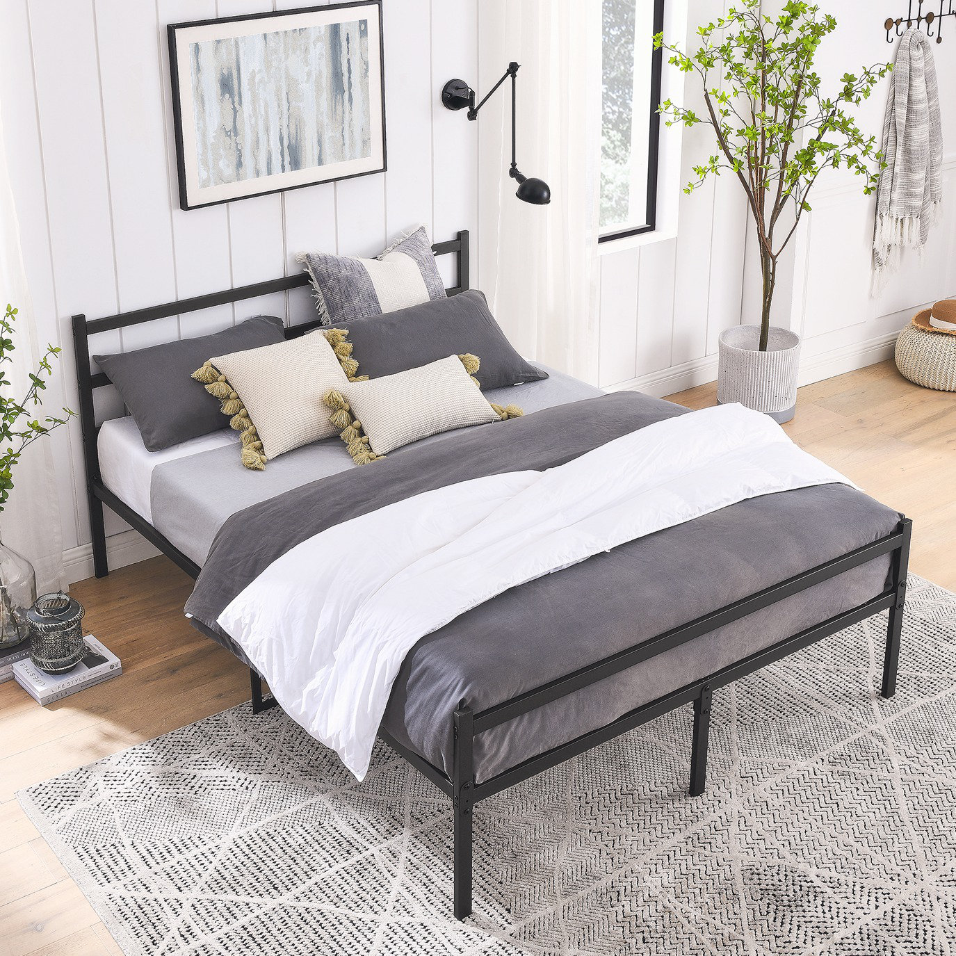 Ebern Designs Base de lit en métal avec tête de lit Hogsett - Wayfair ...