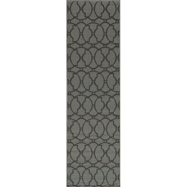 Breakwater Bay Yepez Geometric Indoor / Outdoor Rug & Reviews | Wayfair