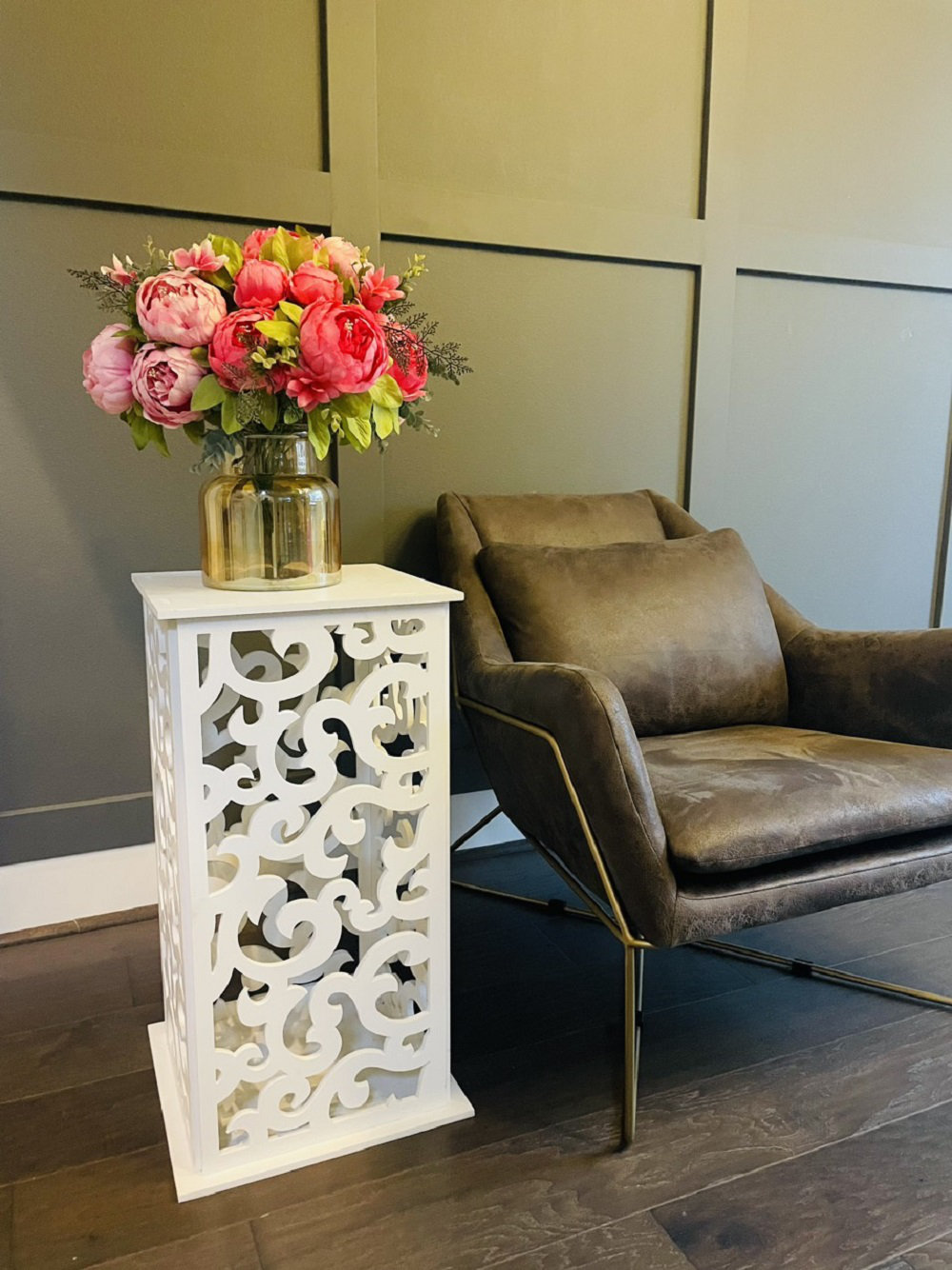 Red Barrel Studio® Vima Yaser Decorative Display PVC Stand Pedestal ...