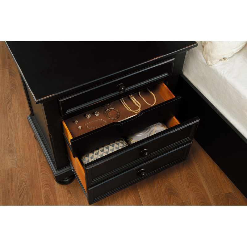 Beachcrest Home™ Bade 3 - Drawer Nightstand & Reviews | Wayfair