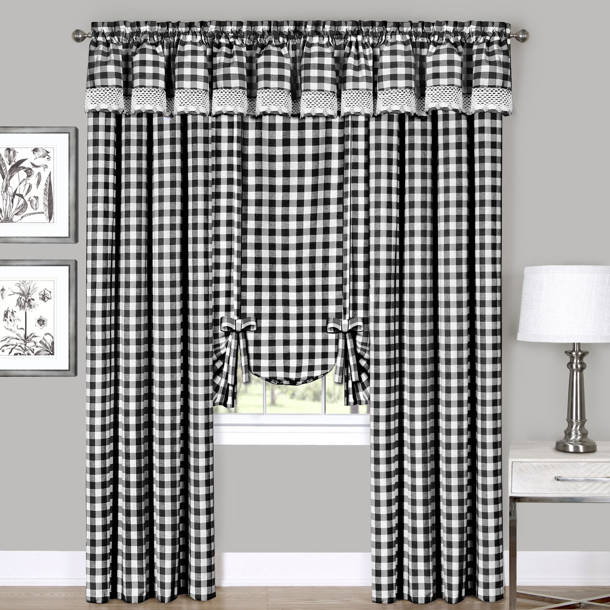 Rosalind Wheeler Linehan Rectangle Checkered Cotton Table Runner ...