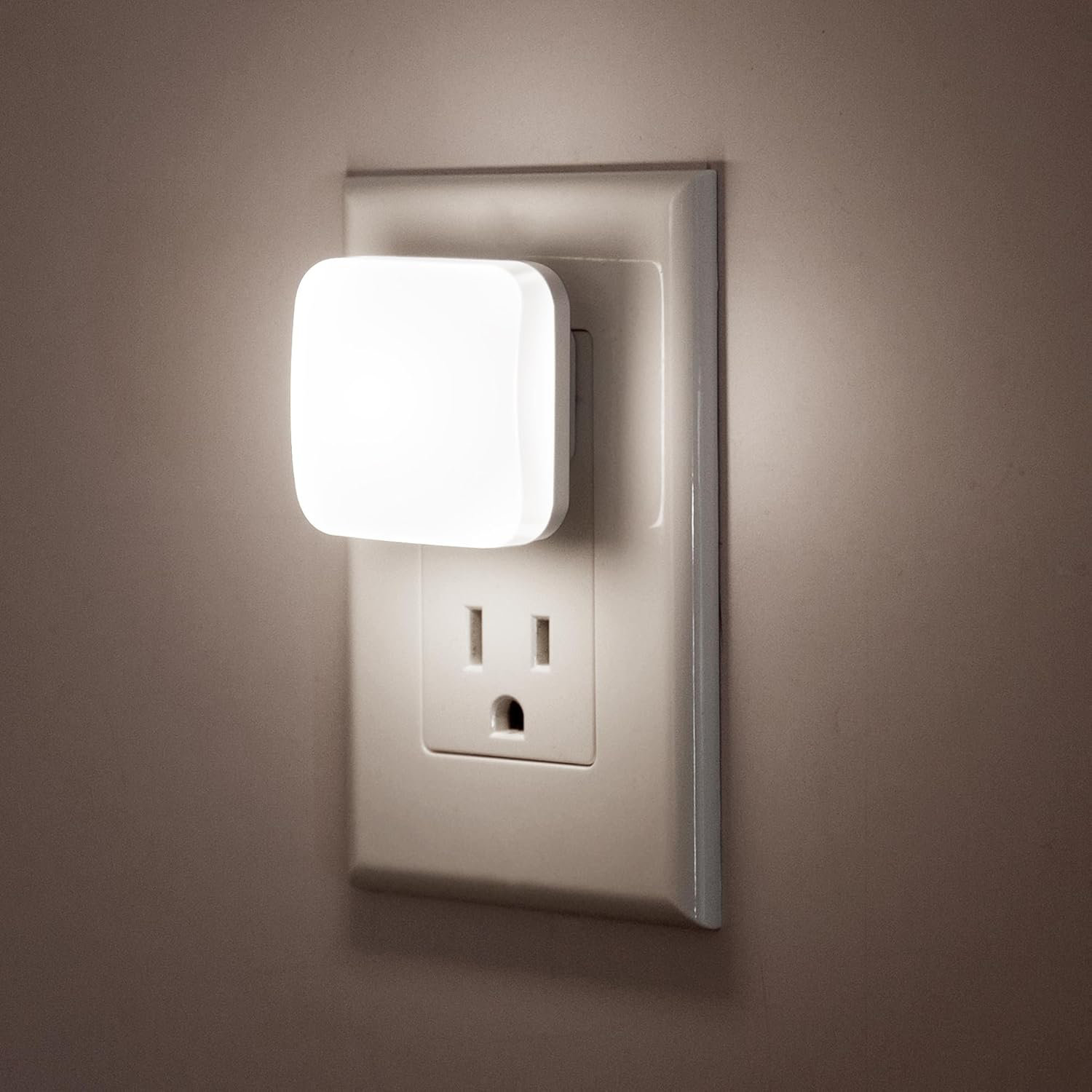 woxeon Bubble Acrylic Column Metal Plated Plug-In Night Light With ...