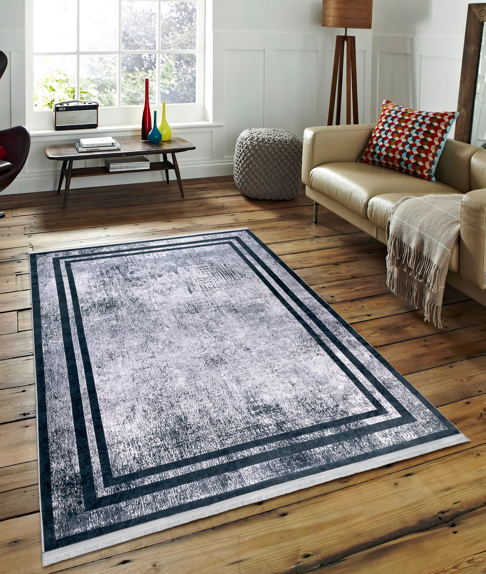 East Urban Home Burdman Machine Woven Velvet Area Rug in Gray/Black ...