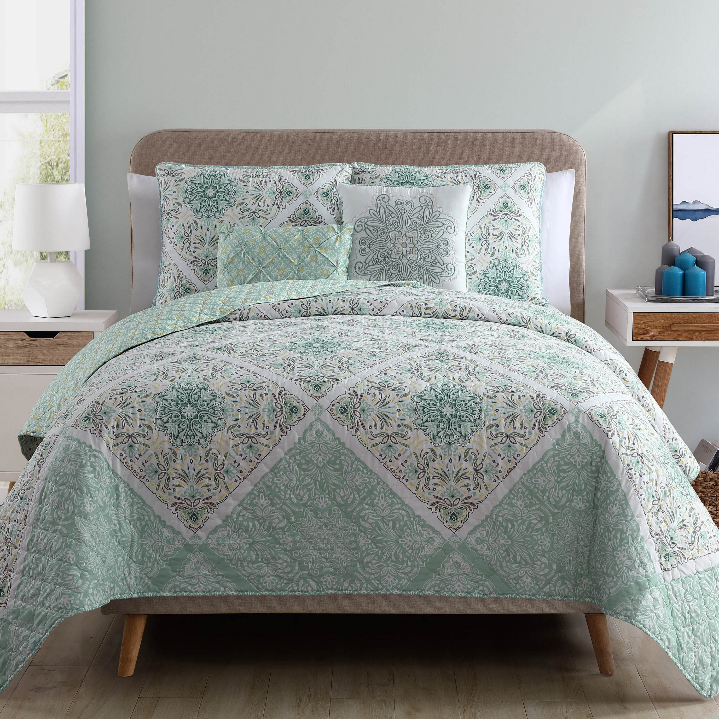 VCNY Windsor Polyester Standard Medallion Quilt Set & Reviews | Wayfair