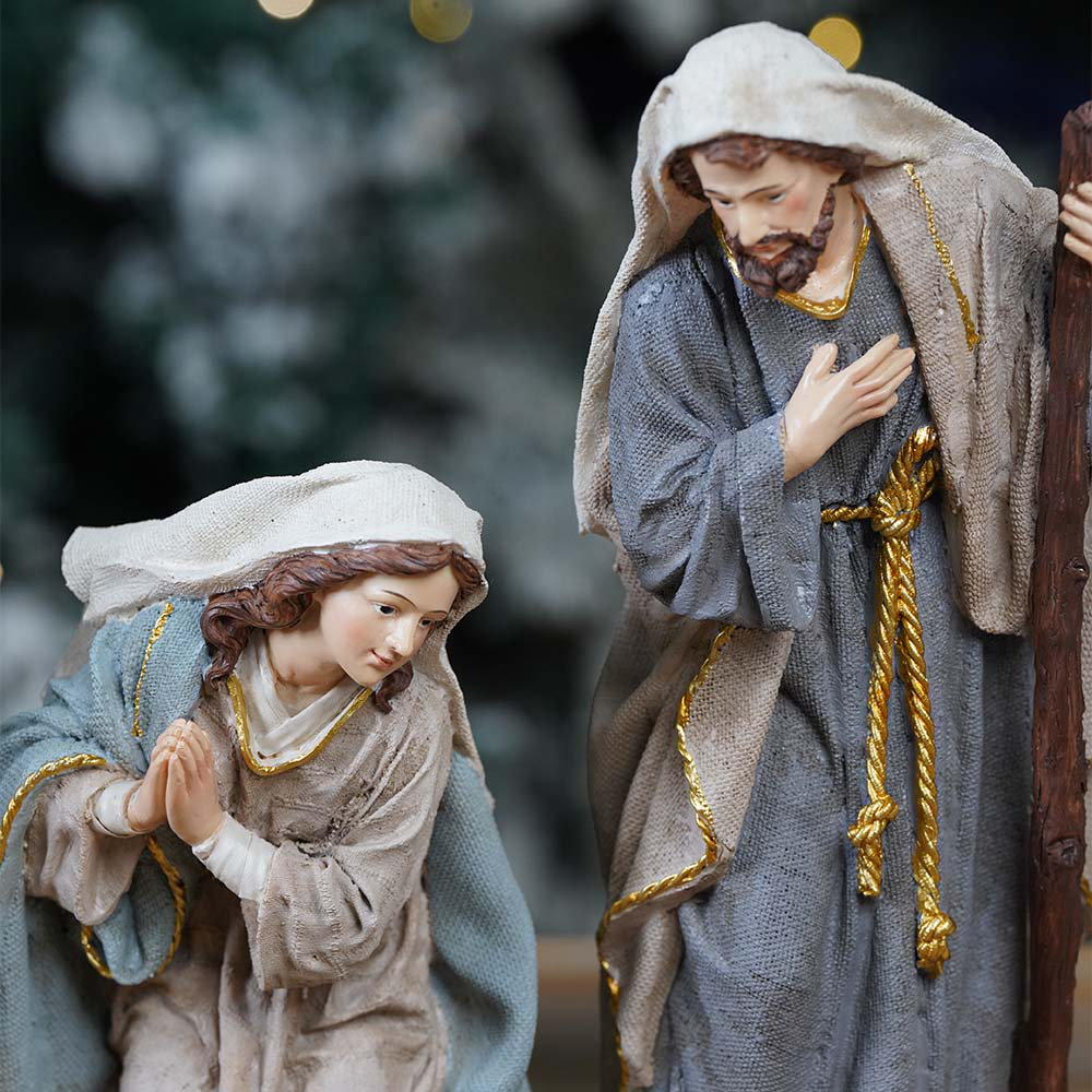 The Seasonal Aisle Christmas Religious & Spiritual Nativity Set ...