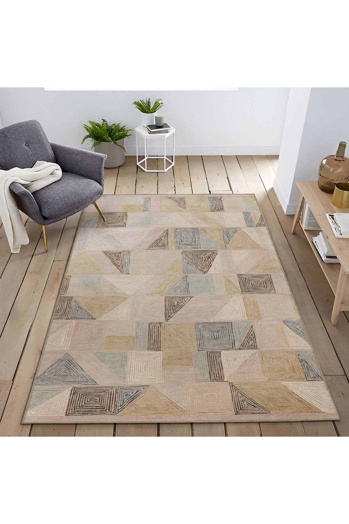 Jaselius Home Triangle Geometric Shape Modern Decorative Machine ...