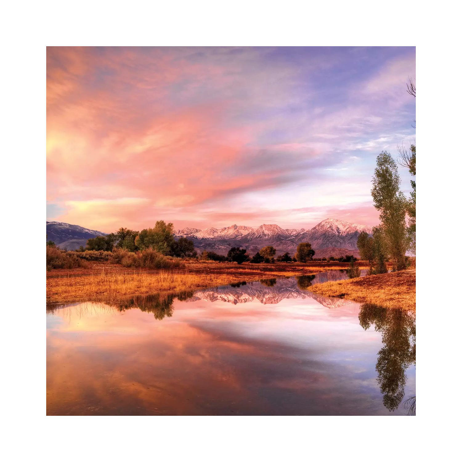 Haus am Meer Usa, California, Bishop. Sierra Nevada Range Reflects In ...