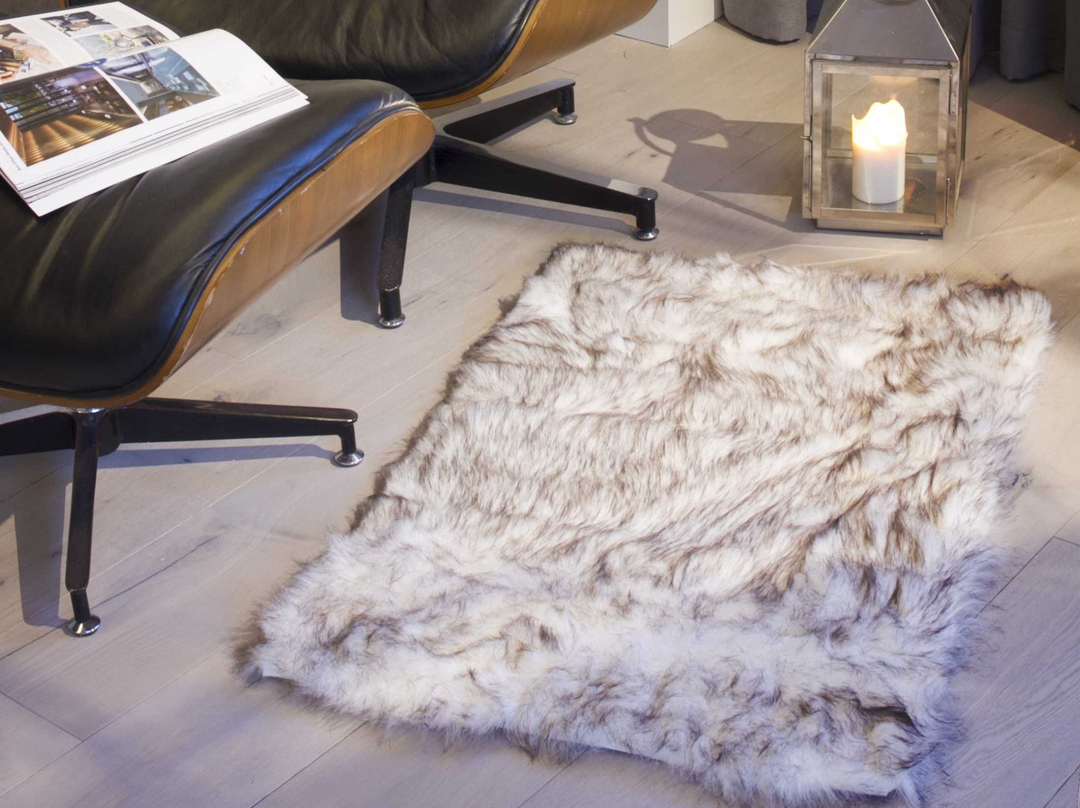 Mercer41 Foote Brown and White Faux Sheepskin Ombre Machine Tufted Non ...