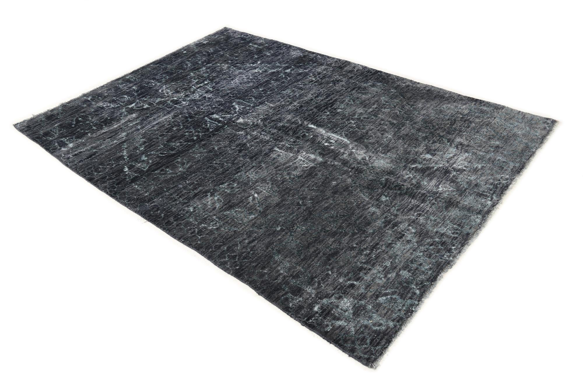 Isabelline 5x8 Philip Black Rug | Wayfair