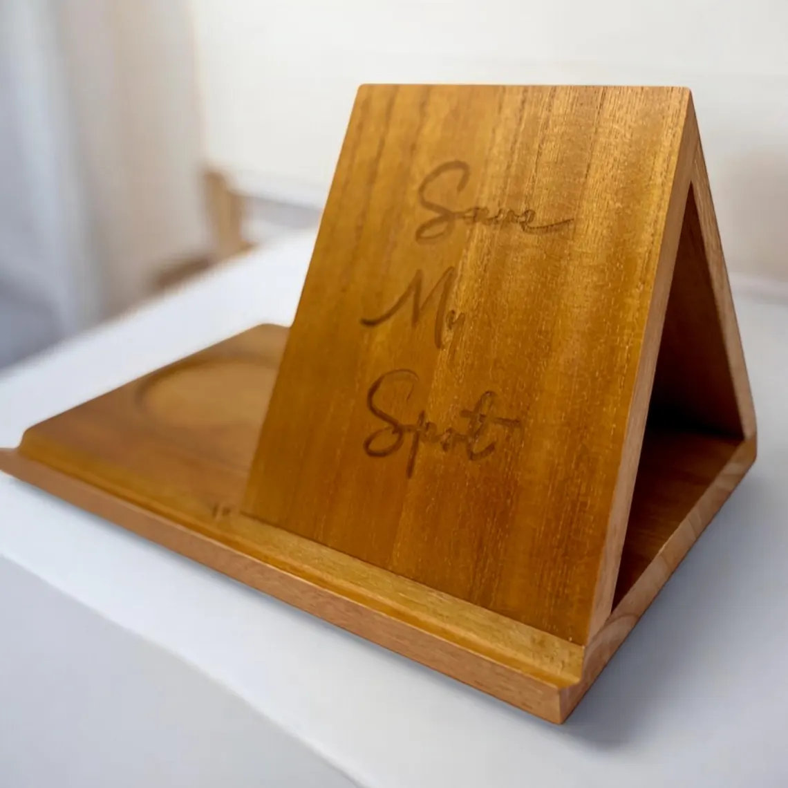 Design Pro Lab Wooden Triangle Book Holder Assembled Ready To Gift 4-in ...