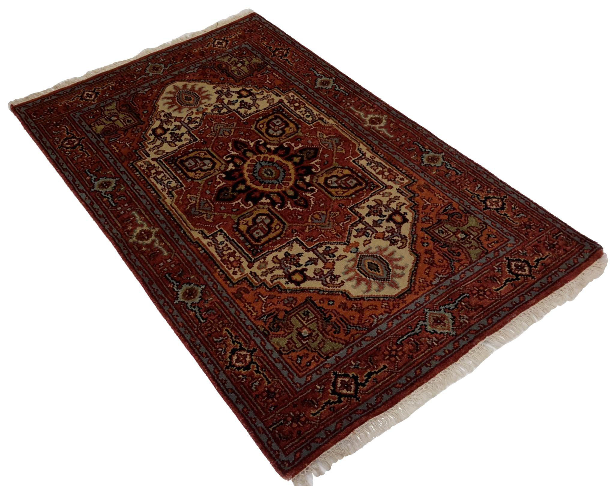 Isabelline Azaylea Oriental Handmade Rectangle 4' x 6' Wool/Cotton Area ...