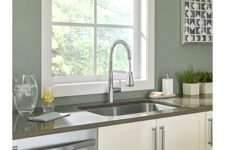 How to Measure for a New Kitchen Faucet - Wayfair Canada