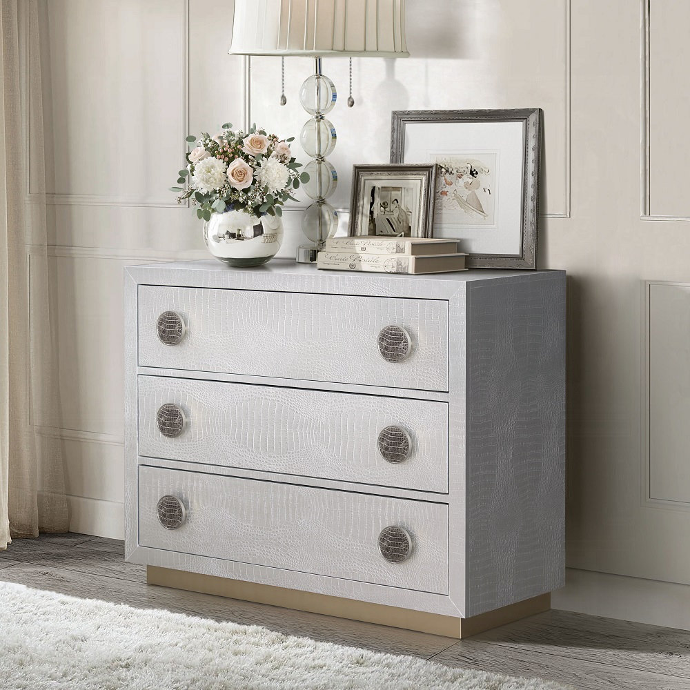 Rosdorf Park Elliott Accent Chest | Wayfair