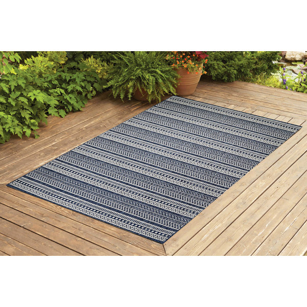 Union Rustic Starks Navy Indoor/Outdoor Rug | Wayfair