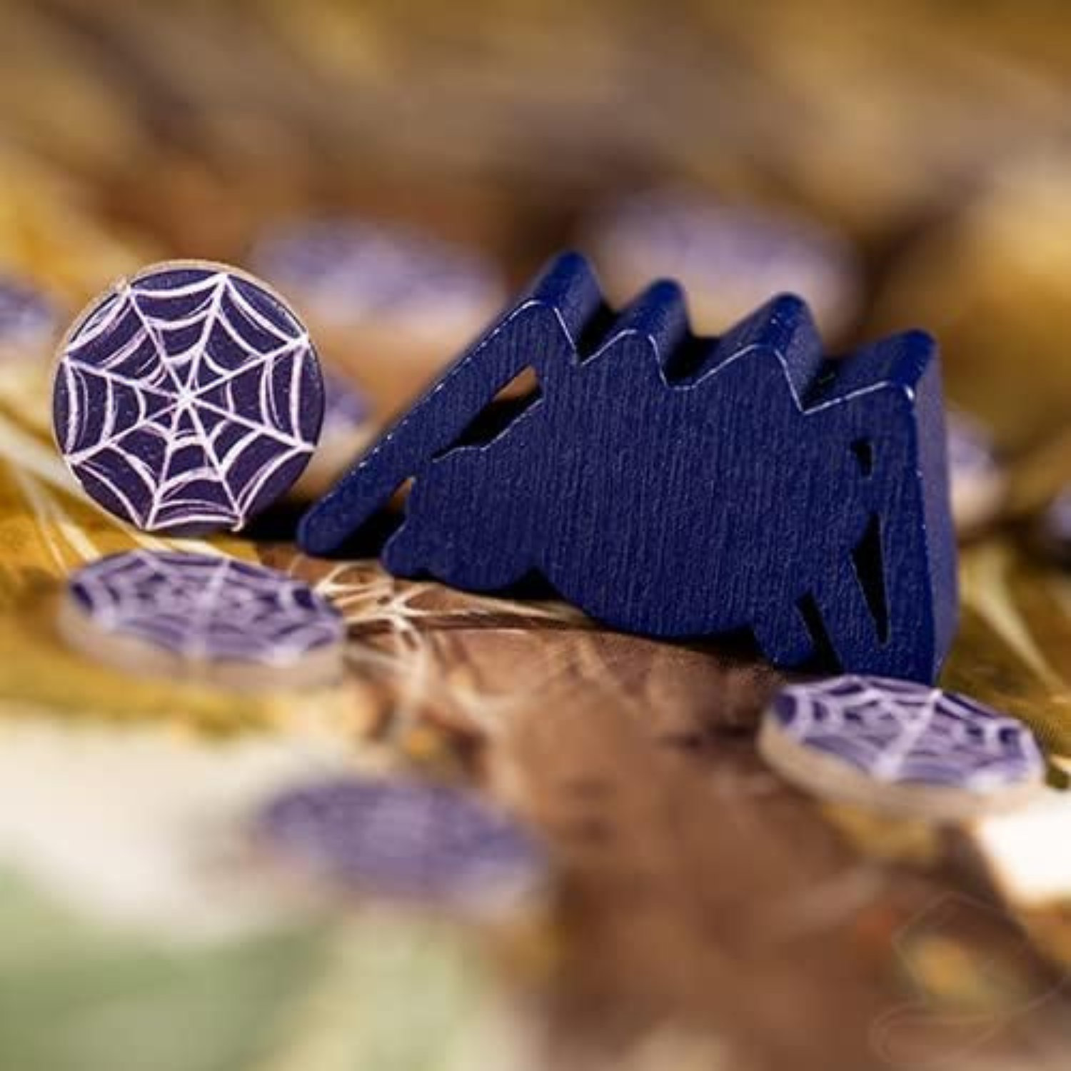 Asmodee Starling Games Everdell Mistwoodh Game for 1-4 Player, Age 10 ...