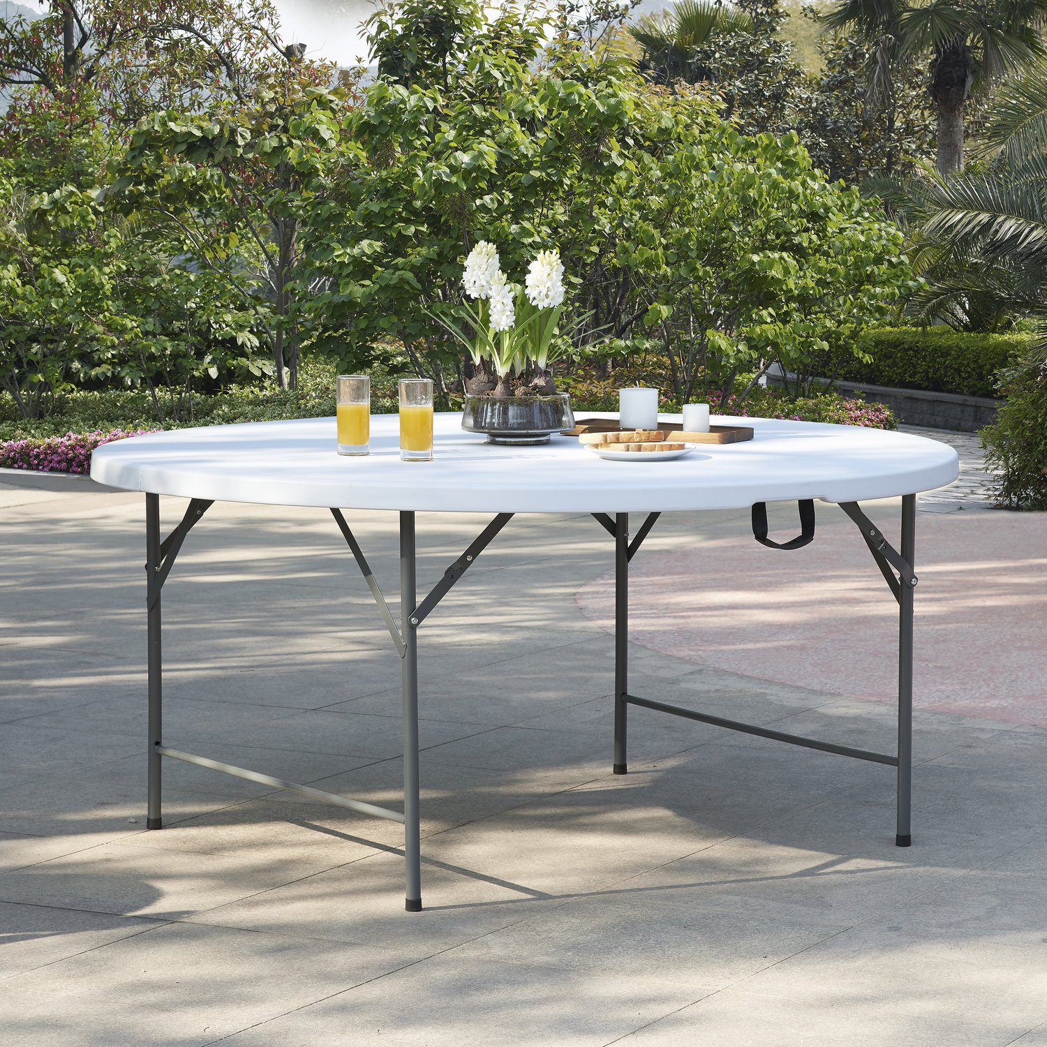 Naomi Home Round Bi-Fold Resin Table with Carrying Handle 5 ft Card ...