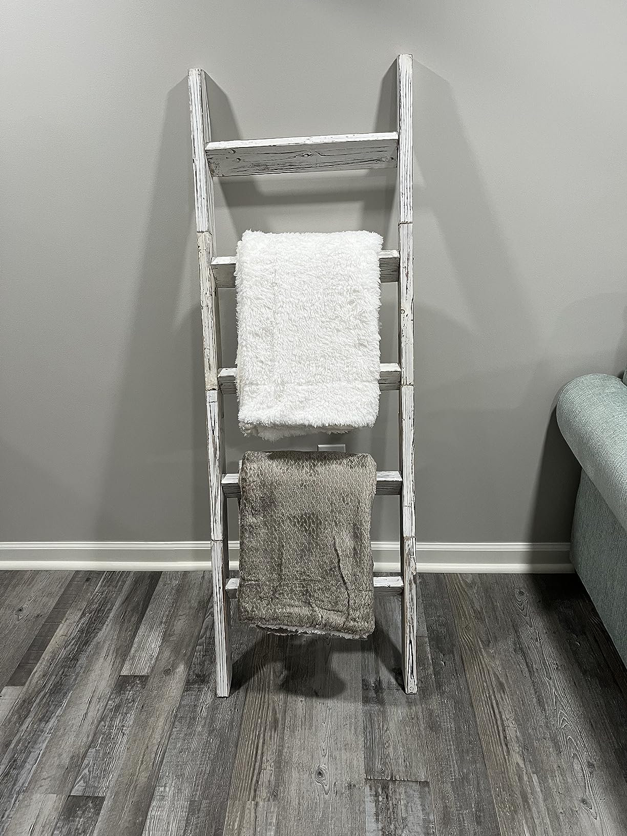 Gracie Oaks Rustic White Wood Blanket Ladder Decorative Wall Leaning ...