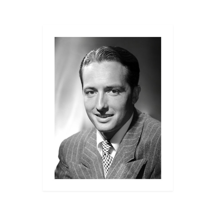 Globe Photos Entertainment Close-up of Robert Clarke - Photograph ...