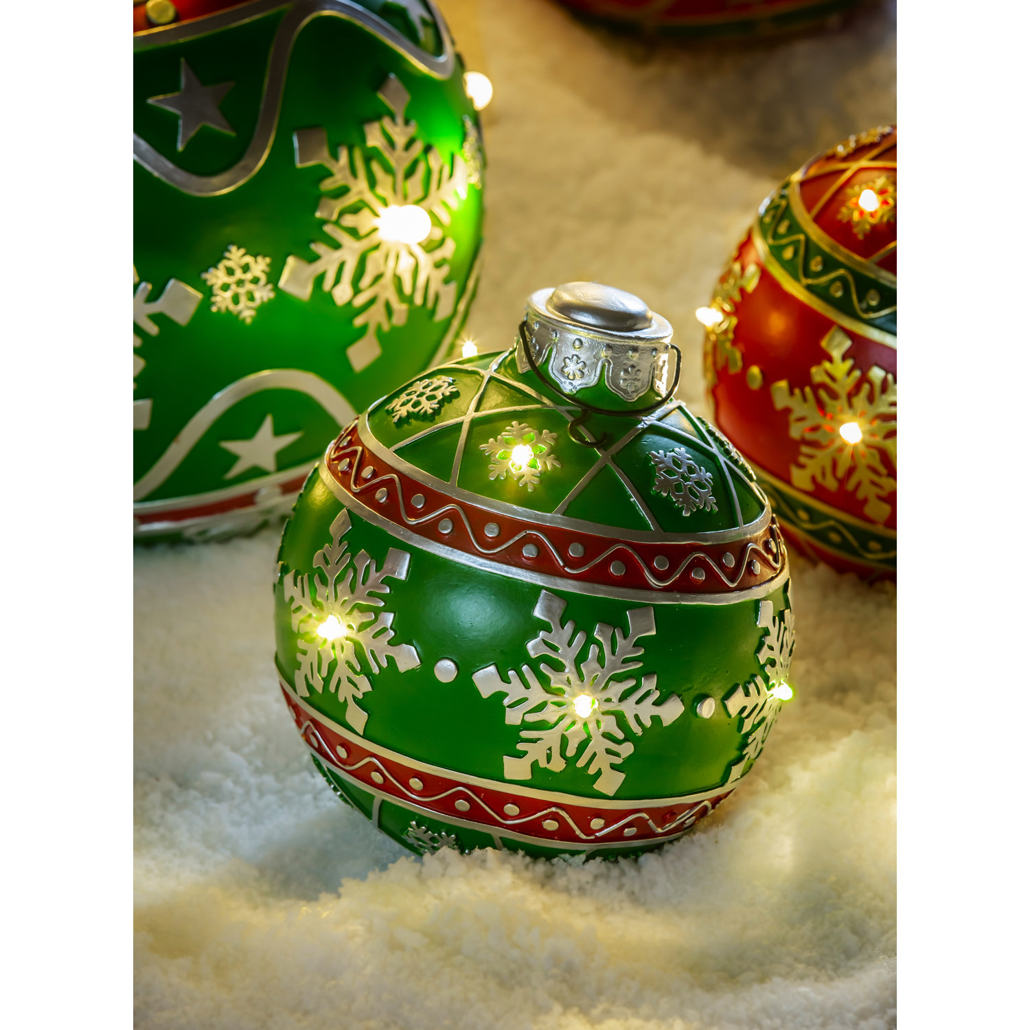 Evergreen Enterprises, Inc Battery Operated Holiday LED Ornament ...