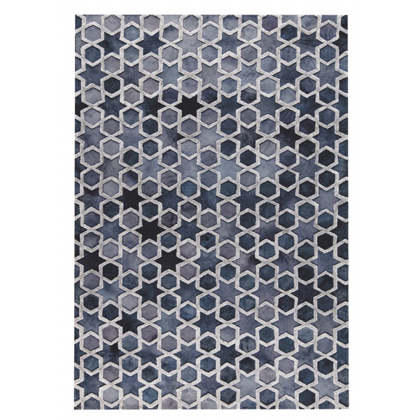 Latitude Run® Billie-Leigh Geometric Indoor Rug - Wayfair Canada
